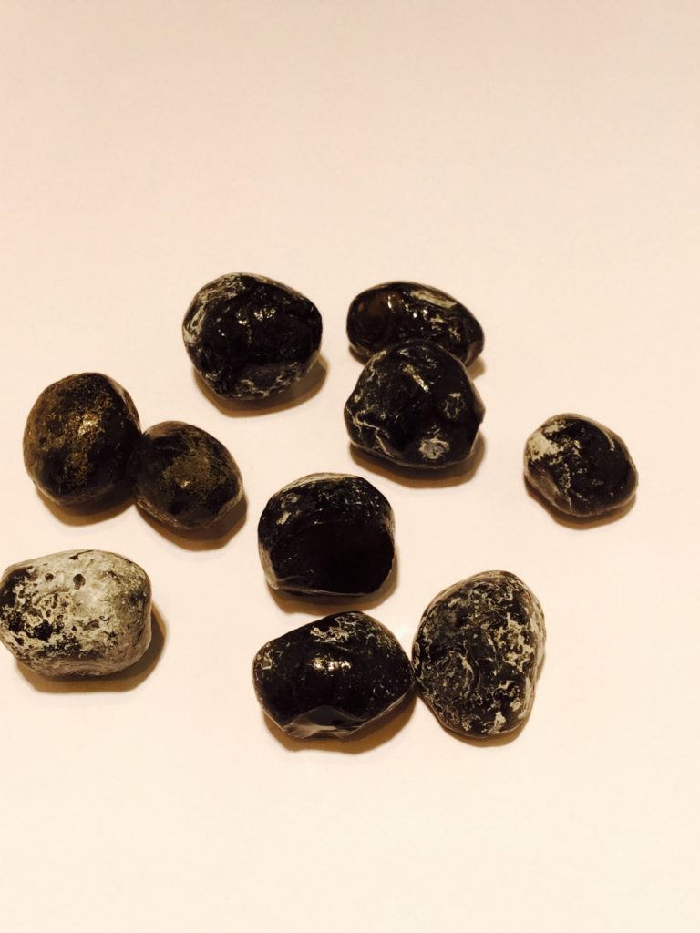 Genuine Apache tears - obsidian - 40 Pieces - BeadHoliday