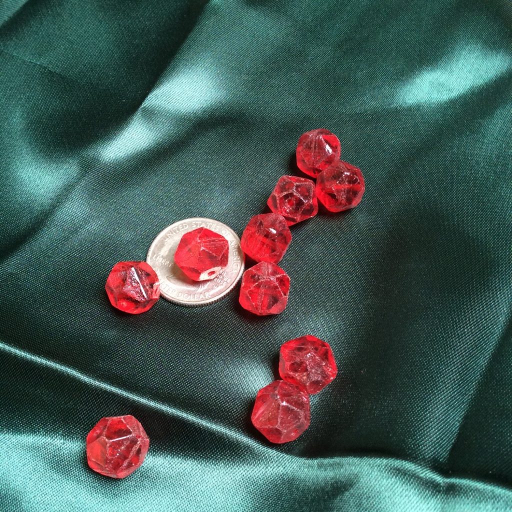Rose cut antique style red glass - 20 pieces - BeadHoliday