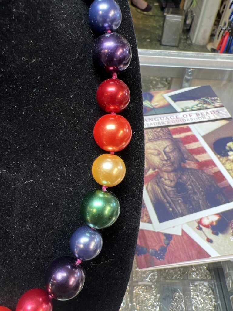 Basic knotting class - BeadHoliday